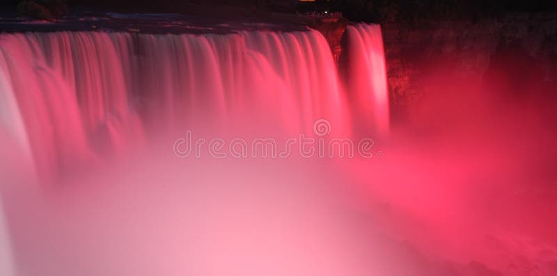 Niagara Falls Na Cor-de-rosa Imagem de Stock - Imagem de parque, etéreo ...