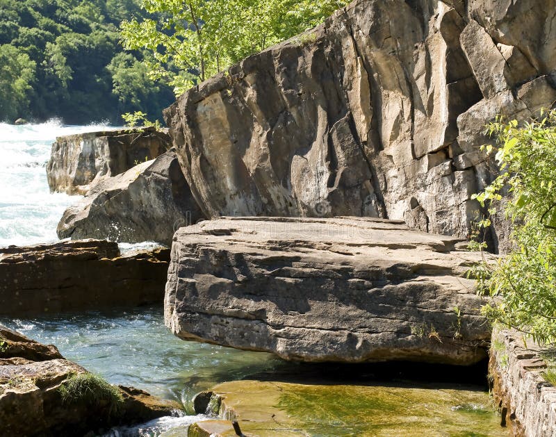 Niagara Gorge Rocks stock image. Image of escape, steep - 10631185