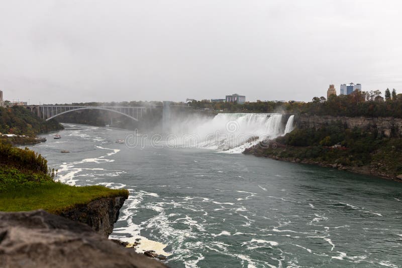 Niagara River and Rainbow Bridge between the USA and Canada. Niagara ...