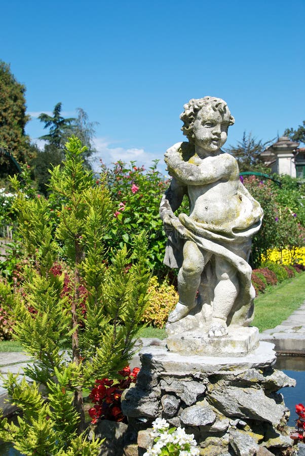Nice Botanic Garden with Statue Stock Photo - Image of statue, outdoor ...