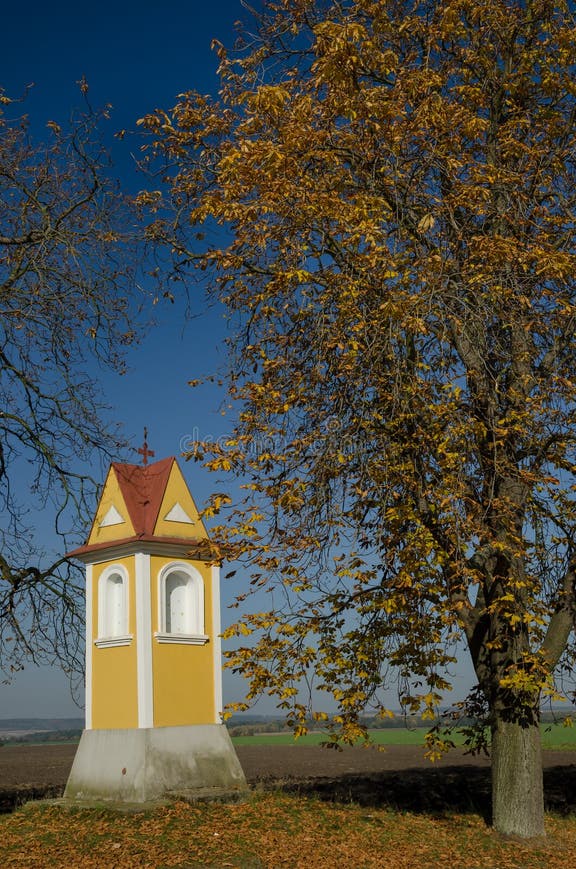 Calvary under the tree stock image. Image of branch, grass - 30065137