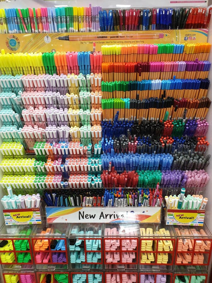 The Nice Display of Multicolor Water Tumbler Editorial Photography ...