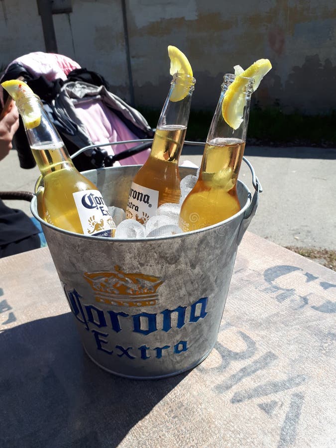 Bottles of Corona Beer in a Bucket Editorial Photo - Image of served ...