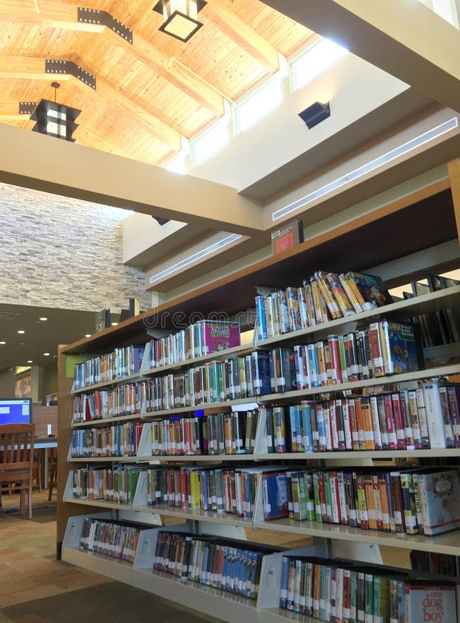 Nice Public Library Background Editorial Photo - Image of books, carpet ...