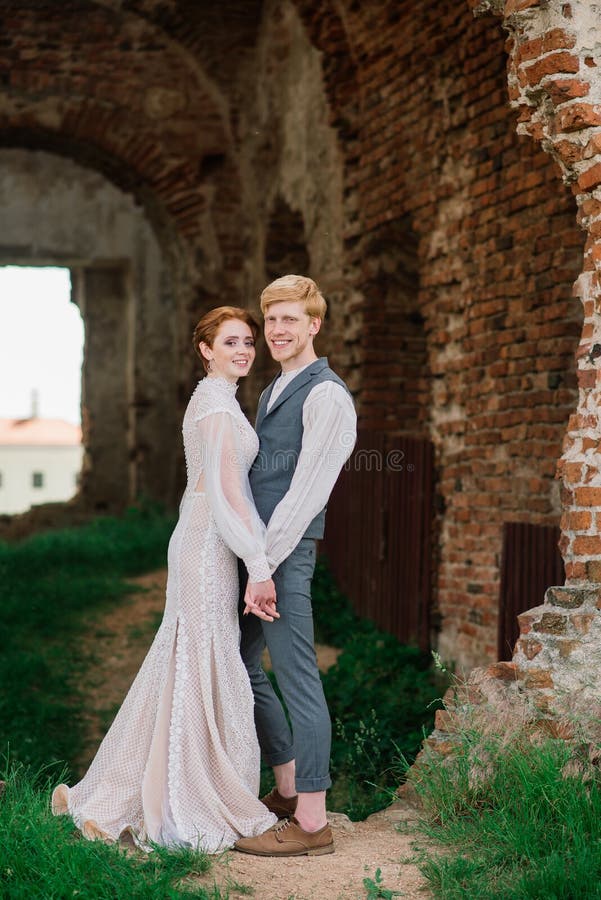 Nice Redhead Young Just Married Happy Couple Kissing in the Sunset ...