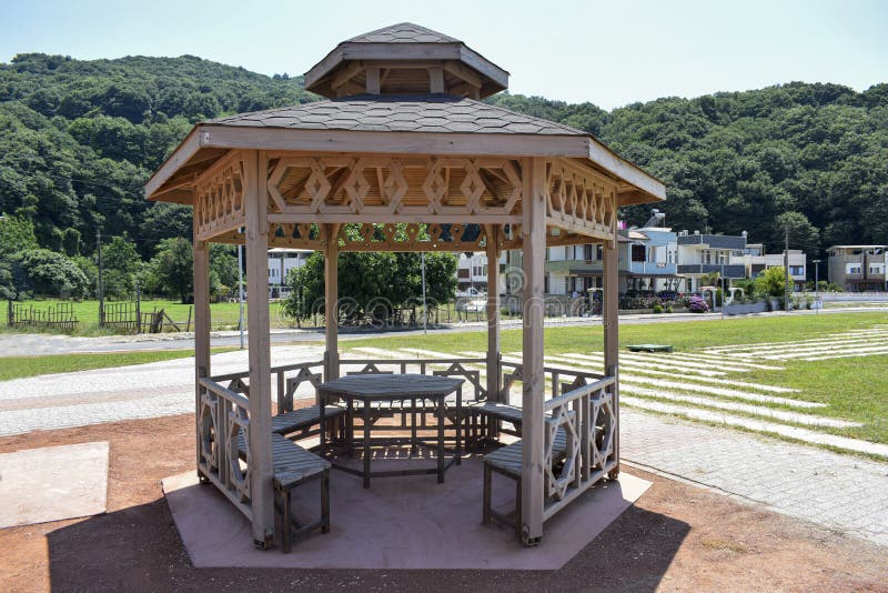 A Nice Resting Place in the Park Stock Image - Image of fountain ...