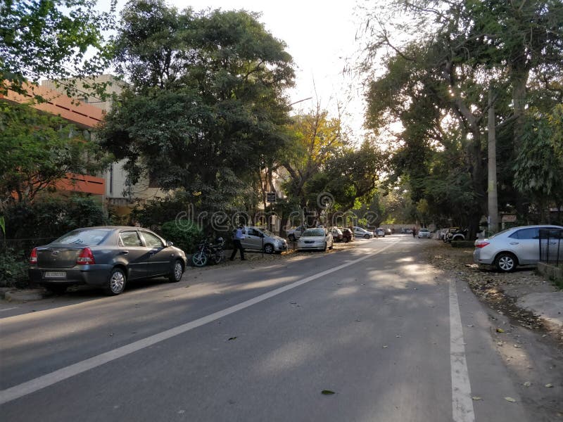 Sidewalk in india editorial photography. Image of sidewalk - 113814607