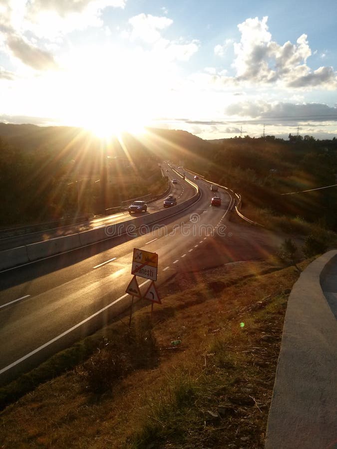 Nice sun view on road stock image. Image of trees, light - 87306439