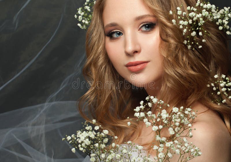 Nice Young Woman Face Close Up Stock Photo - Image of lady, hairstyle ...