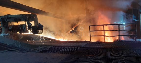 Nickel Liquid Tapping Process Stock Photo - Image of liquid, nickel ...