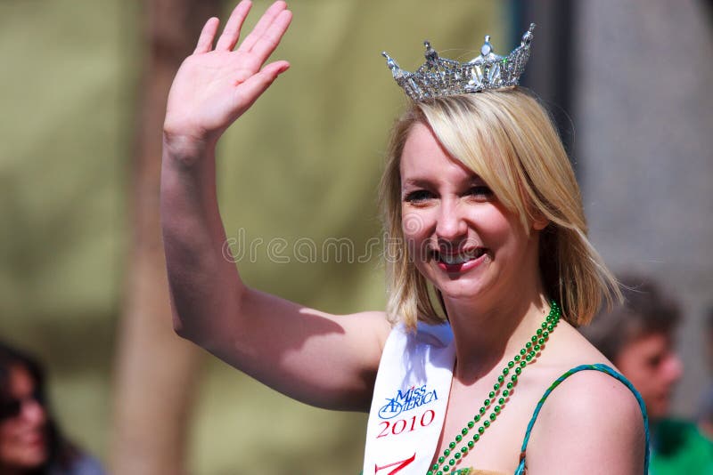 Nicole Honaker, Srta. San Francisco 2010 Imagen de archivo editorial ...