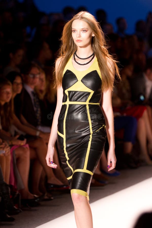 Nicole Miller Spring 2012 Collection Editorial Stock Photo - Image of ...