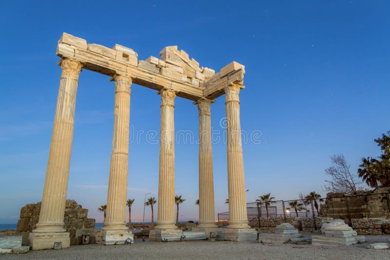 Temple side gate stock image. Image of temple, style - 13324133