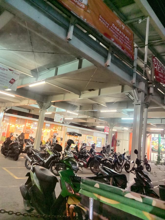 The Night Atmosphere on the Parking Area is Quite Busy Editorial Image ...