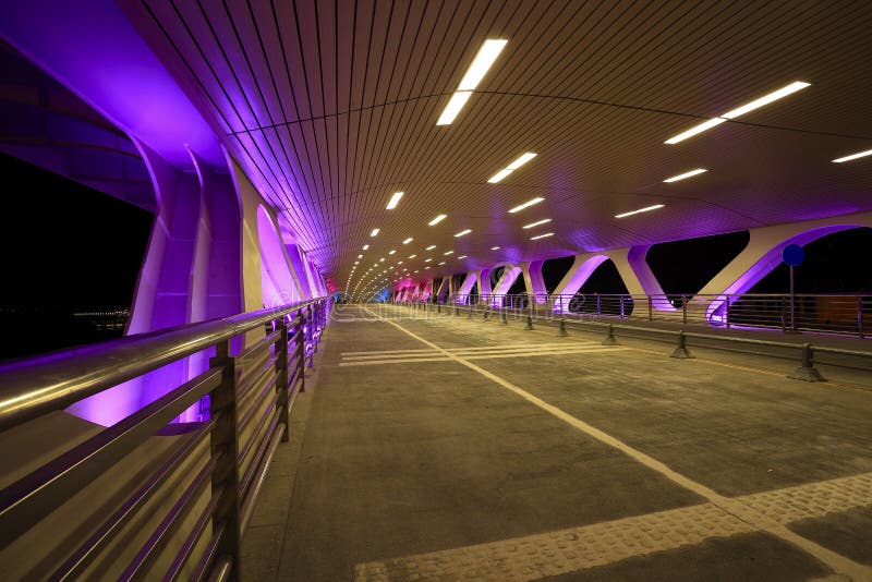 Night of the bridge stock image. Image of modern, architecture - 29045315