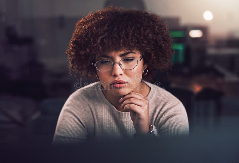 Night, Computer and Black Woman Programmer, Software Development and ... Night, Computer and Black Woman Programmer, Software Development and ...