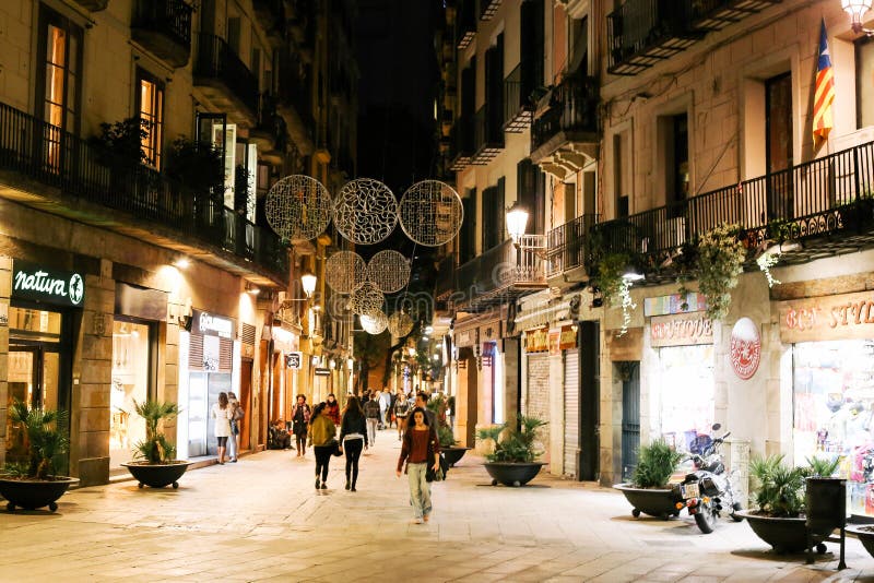Night in El Born, Barcelona Editorial Stock Image - Image of details ... Night in El Born, Barcelona Editorial Stock Image - Image of details ...