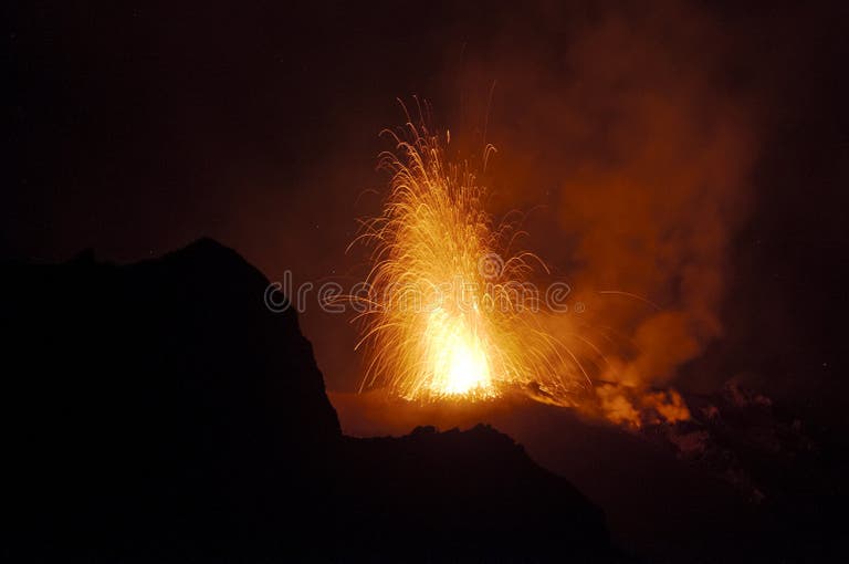 414 Stromboli Volcano Night Stock Photos - Free & Royalty-Free Stock ...
