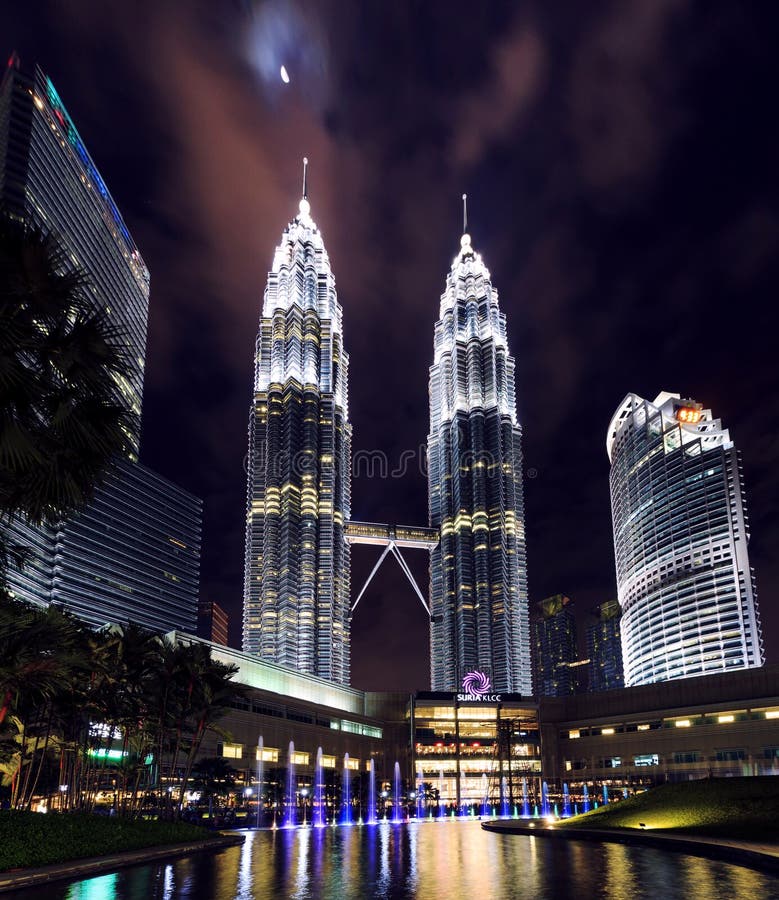 Night of klcc twin tower editorial stock image. Image of future - 110850989