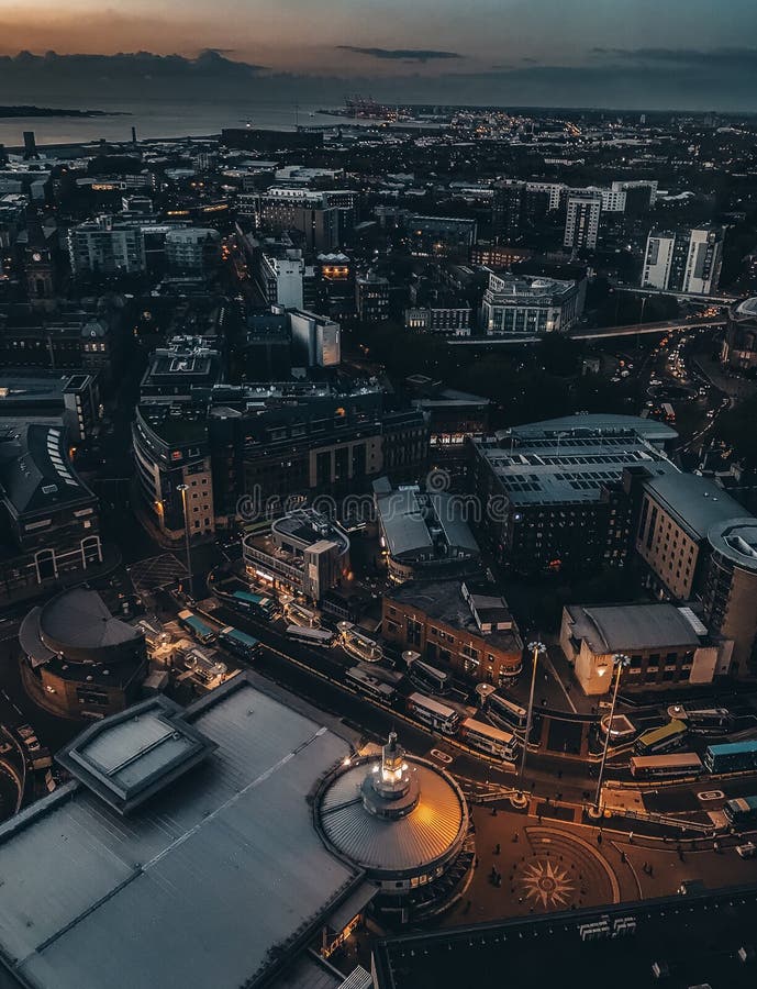 Night Liverpool editorial photo. Image of evening, architecture - 131157361