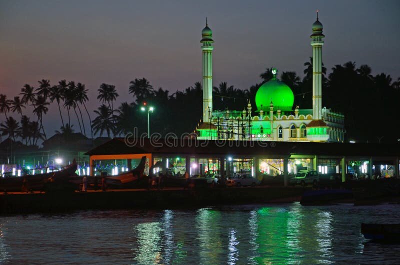 Night Mosque editorial stock image. Image of green, kerala - 50361254