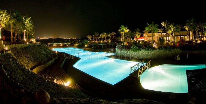 INFINITY POOL NIGHT SKYLINE Stock Photo - Image of cabo, inifinty: 14443196