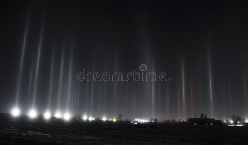 598 Night Searchlights Stock Photos - Free & Royalty-Free Stock Photos ...