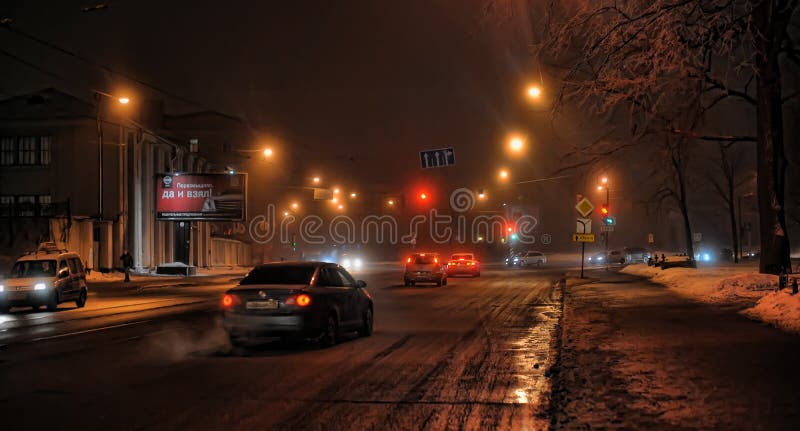 Night road in the city editorial image. Image of cars - 28892925