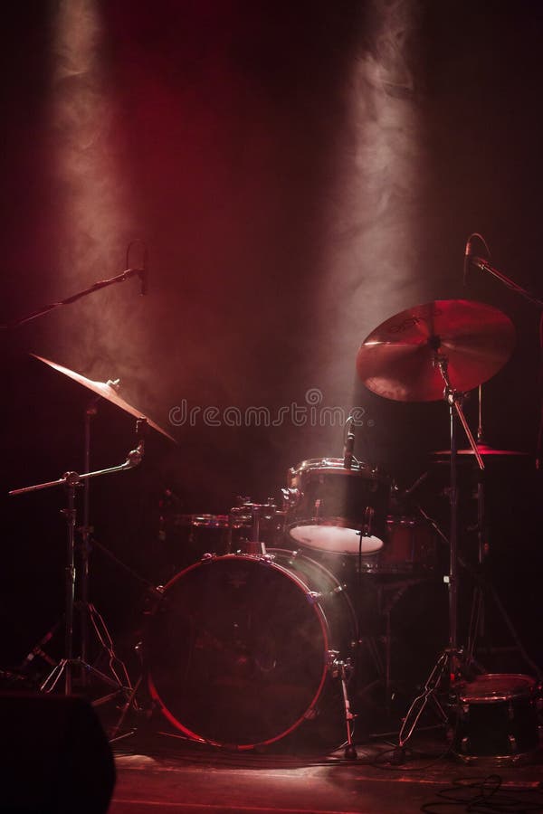 Night Rock Concert is about To Begin Editorial Stock Image - Image of ...