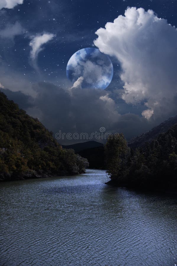 Night sky full moon stock image. Image of landscape, beautiful - 6250259