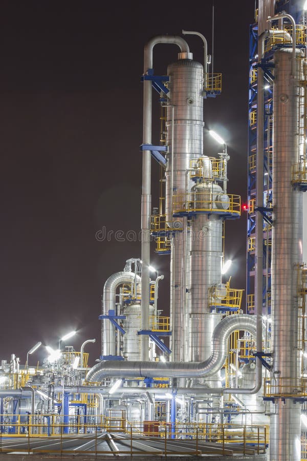 Night Scene of Refinery Plant Stock Photo - Image of factory ...