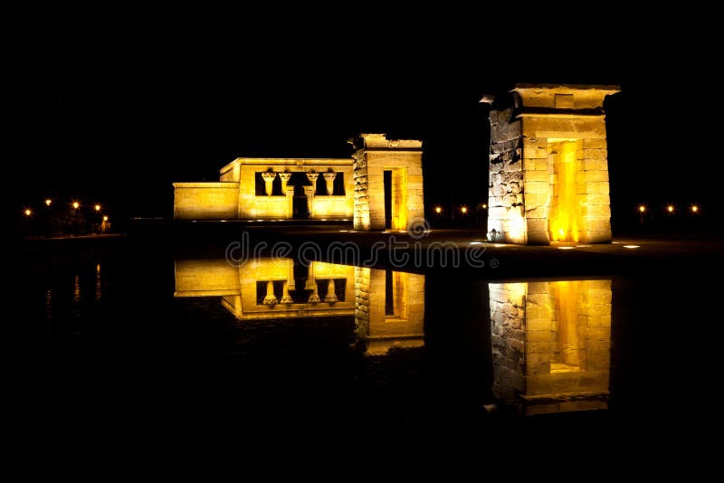 Night at Templo De Debod in Madrid Stock Image - Image of egyptian ...