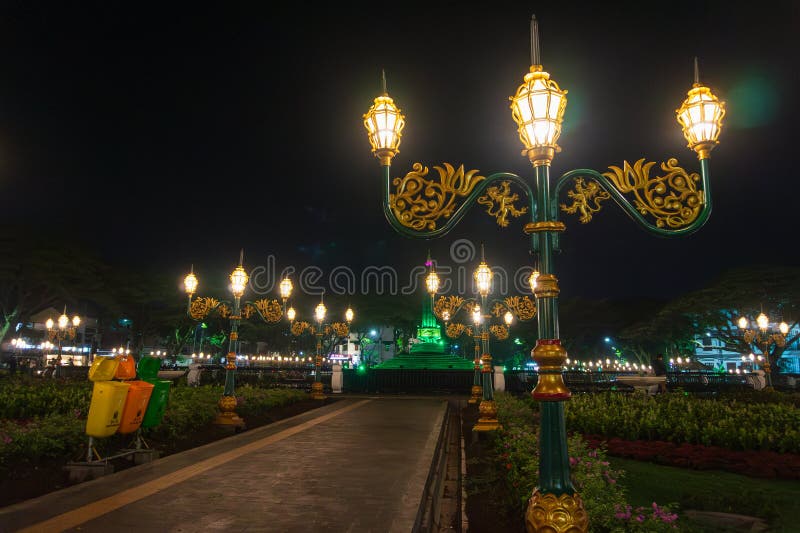 Night Time Atmosphere at the Tugu Monument in Malang City, East Java ...