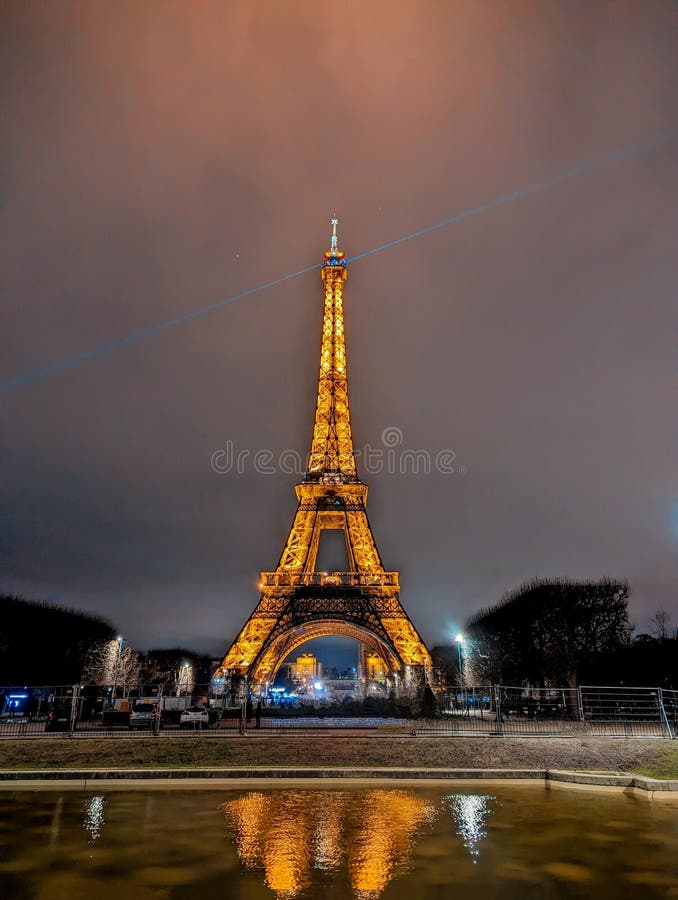 Night Time View of the Eiffel Tower in Paris France Editorial Photo ...