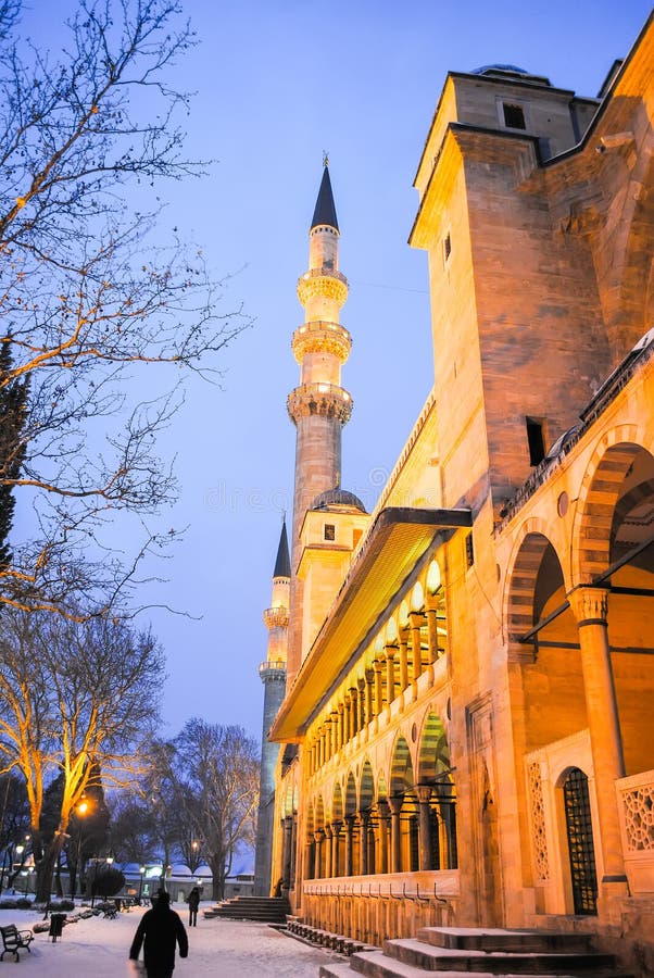 Night Turkish Mosque during Rain Editorial Stock Photo - Image of ...