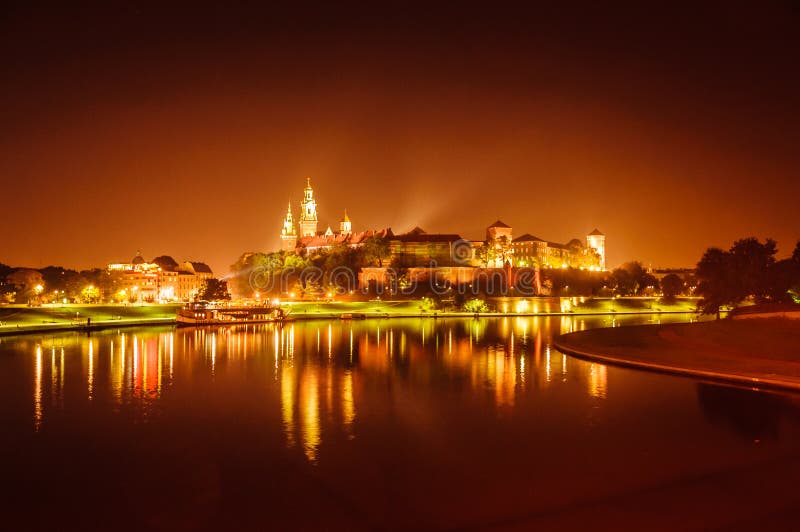 Night View on an Ancient Castle Stock Image - Image of palace, evening ...