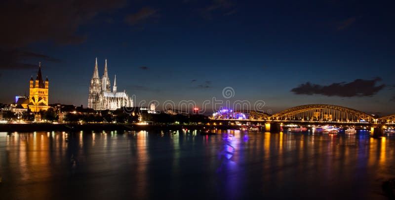 Night view in Cologne editorial stock image. Image of bridge - 20438774