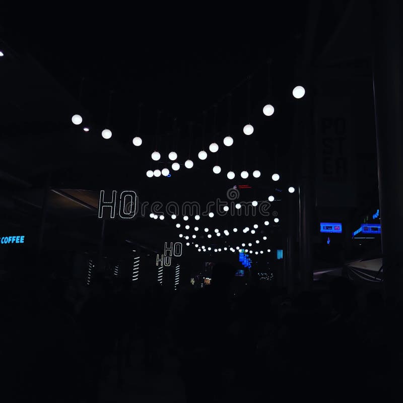 Cyberhub gurgaon at night editorial stock photo. Image of destination ...