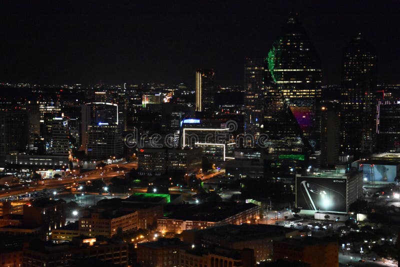 Night View of Dallas, Texas Editorial Photo - Image of landmark, area ...