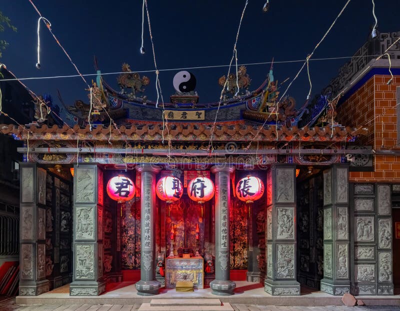 Night View of the Historical Puji Temple Editorial Stock Image - Image ...