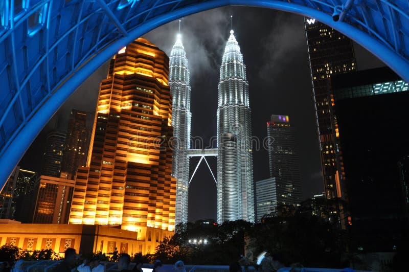 Night View at Kuala Lumpur KLCC SURIA KLCC Editorial Photography ...