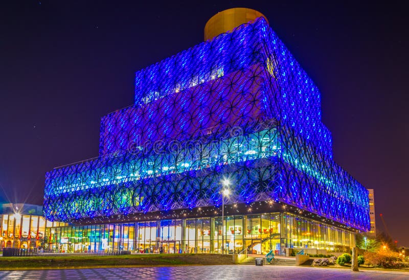 Night View of the Library of Birmingham, England Stock Photo - Image of ...