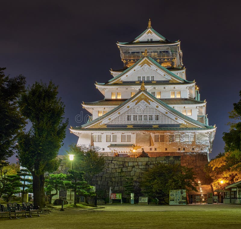 Osaka Castle At Night, Osaka, Japan. Stock Photo - Image of castle ...