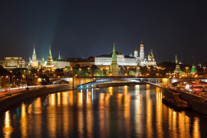 Night View of Moscow Kremlin in Russia Stock Image - Image of bridge ...