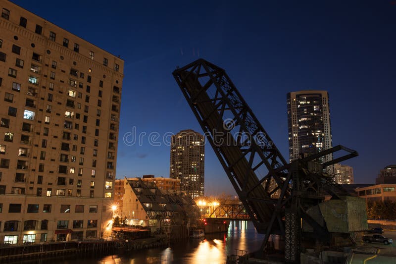Chicago River night view stock image. Image of lights - 30162137