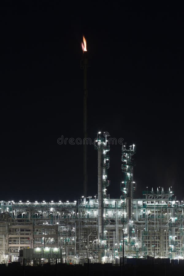 Night View of an Oil Refinery Plant Stock Photo - Image of ...