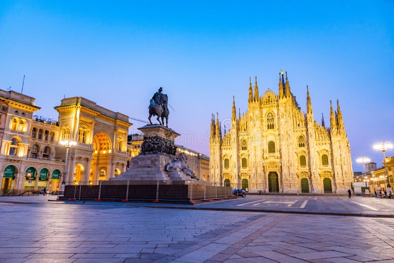 Night View of Piazza Duomo in Milano, Italy Editorial Stock Photo ...