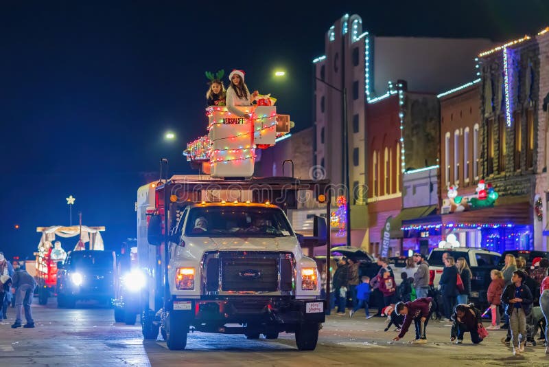 Night View of the Purcell`s Christmas Parade Editorial Photography ...