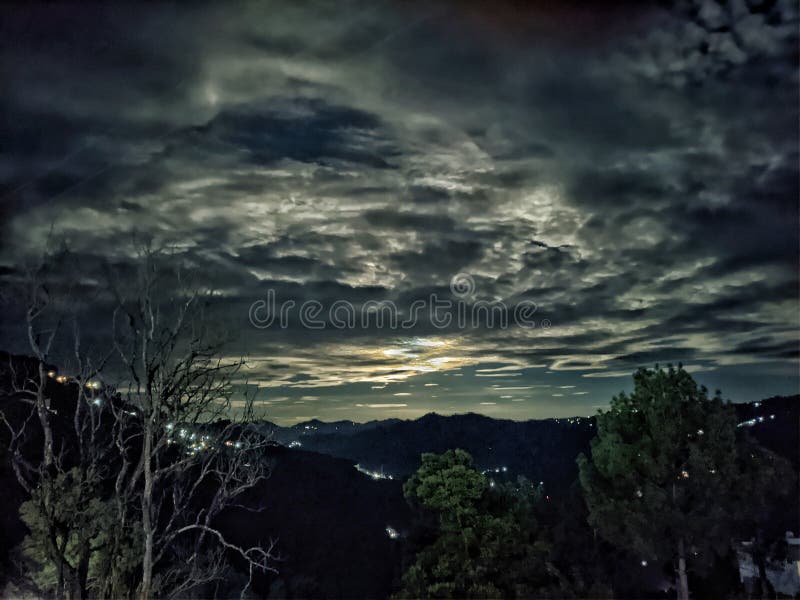 Night view of sky stock image. Image of horizon, cloud - 197119269