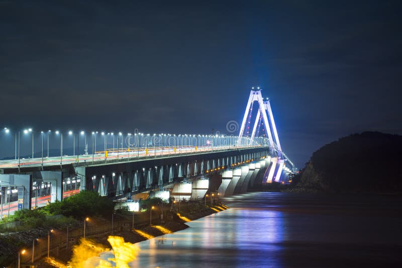 Night View of Yeongjong Bridge in Incheon, Korea Stock Photo - Image of ...